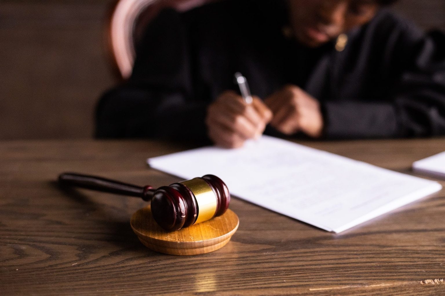 Can Someone with a Felony Conviction Be on a Jury? – How to Justice